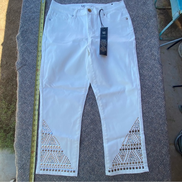DG2 by Diane Gilman | Jeans | Dg2 Jeans Size 2p Studded Crop White ...